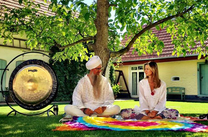 GURU DHARAM | Kundalini Prague